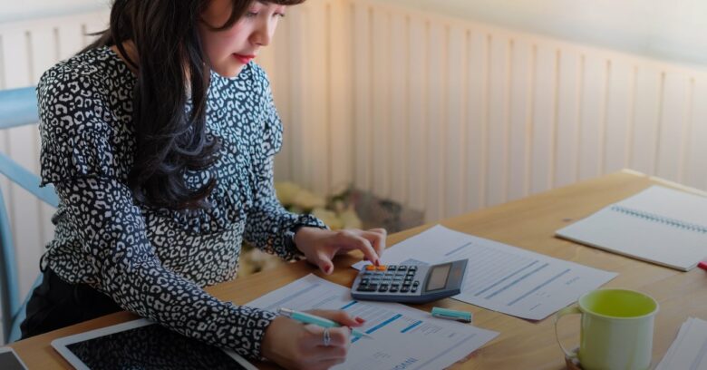 3 Ways Women Are Taking Control Of Their Finances To Reenergize Their ...